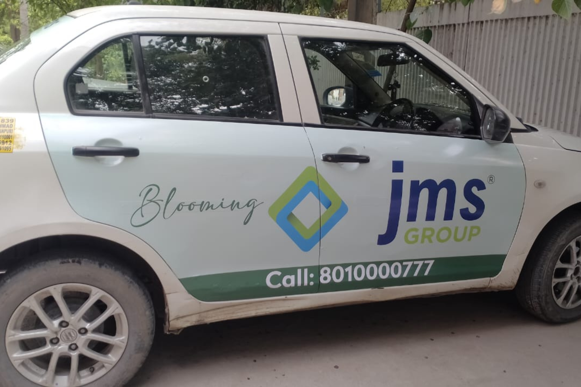 Cab Branding Advertising - adblinkmedia.com